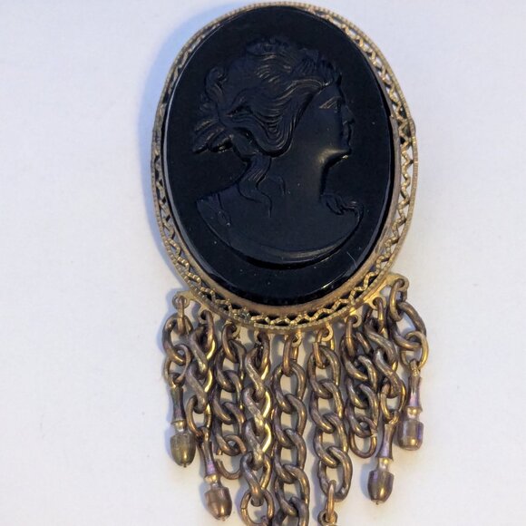 Unknown | Jewelry | Vintage Antique C Clasp Gold Tone Black Glass Cameo ...